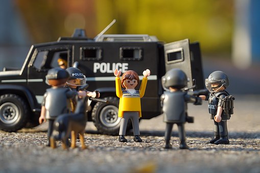 Cinq interpellations suite à l'agression de deux gendarmes | Mémento l ... Cinq interpellations suite à l'agression de deux gendarmes | Mémento l ...