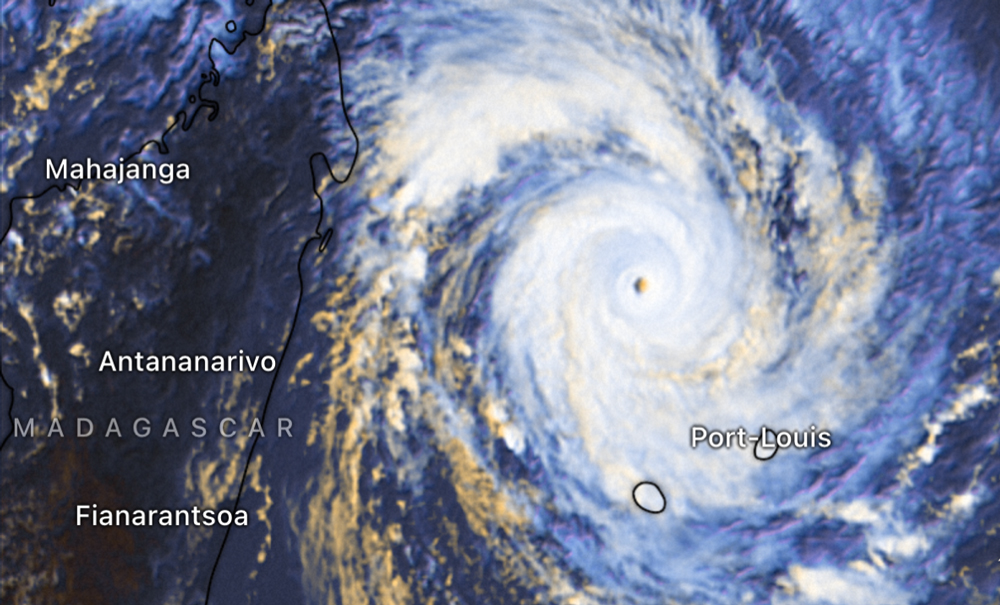 Cyclone tropical Emnati : Alerte ROUGE déclenchée | Mémento l ...