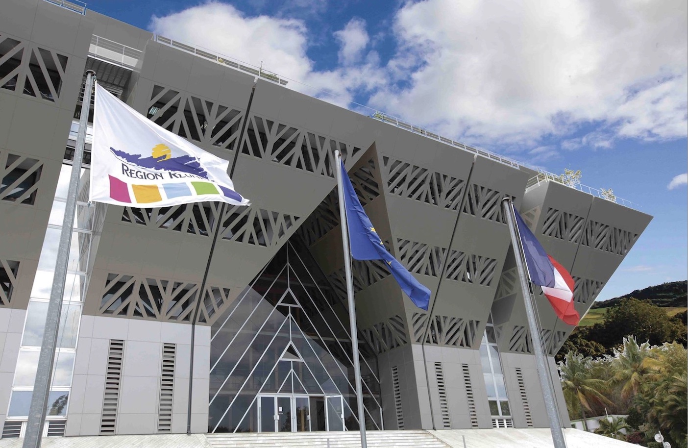 Commission Permanente de la Région Réunion | Mémento l'information ...