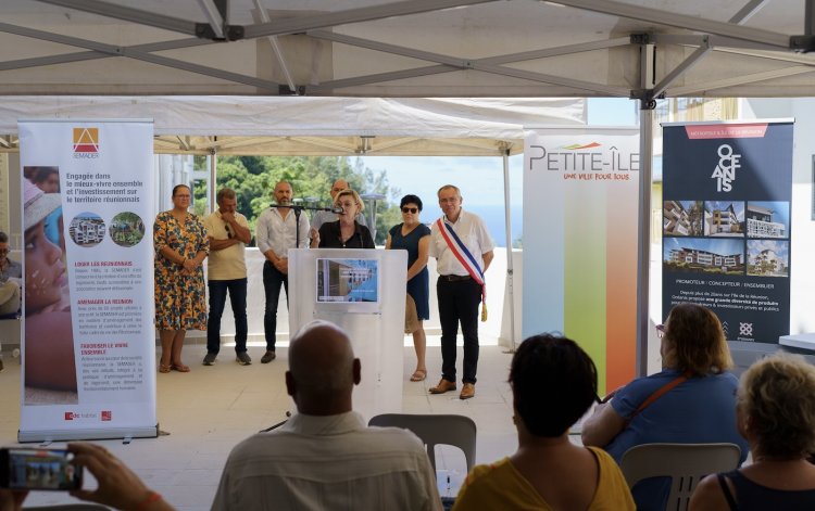 Bois de Joli Coeur : un projet intergénérationnel inauguré à Petite-Île ...