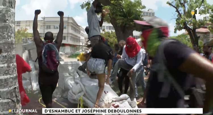 Déboulonnages de statues en Martinique en 2020: relaxes et dispenses de ...